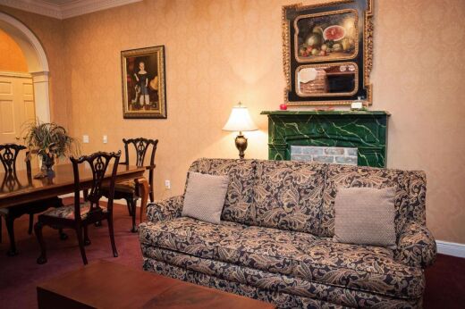 Quarter House | RedWeek